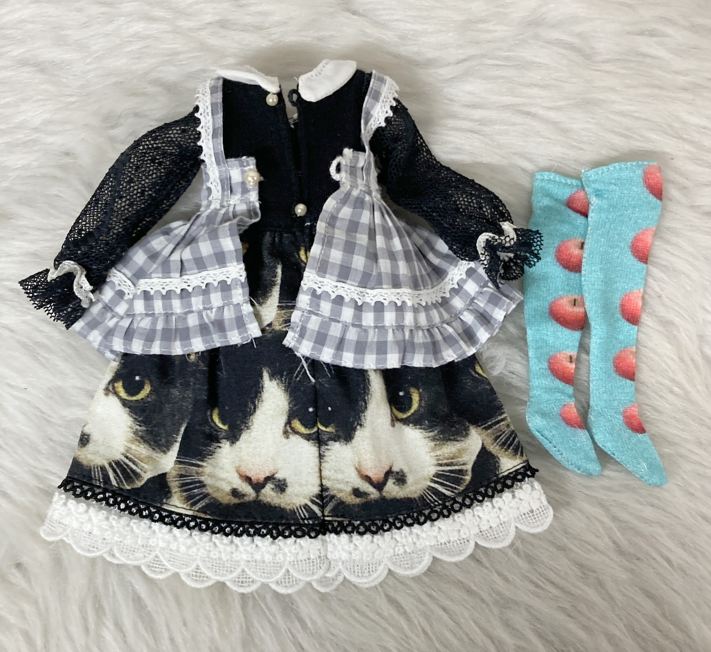ドール衣装 22cmサイズ(リカ・ネオブライスなど) 猫プリントワンピース | まんだらけ Mandarake