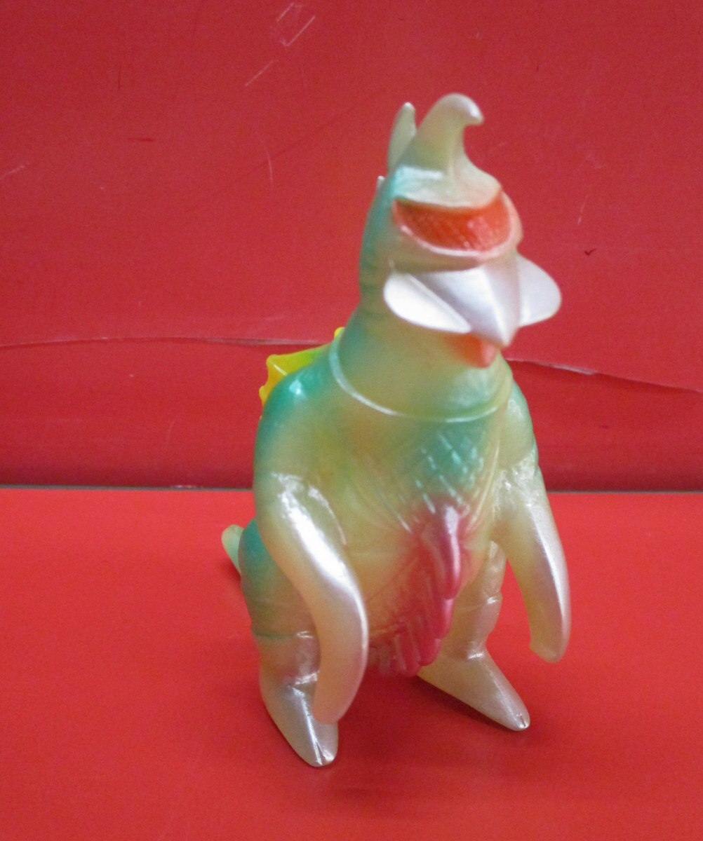 M1号 世紀の大怪獣ブルマァクの怪獣シリーズ ガイガン/蓄光成型/メタリックグリーン | まんだらけ Mandarake