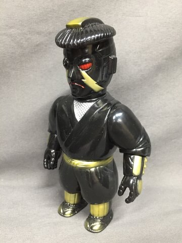 SamuraiDoll 大江戸ROBOTSシリーズ RAIZO 雷蔵 黒成型/銀/金/赤 | まんだらけ Mandarake