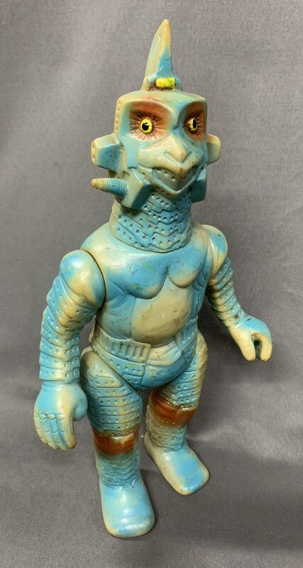 Maruzan ST size / VIN Sofubi Windom (gray mold / light blue spray ...