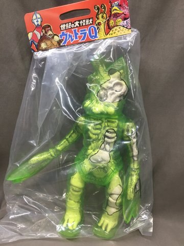 マルサン 世紀の大怪獣 SECRETBASE X-RAY バルタン星人450 クリアグリーン 内部骨Ver. | まんだらけ Mandarake