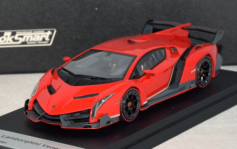LOOKSMART 1/43 Lamborghini Veneno Geneva Motorshow 2013 Rosso Mars ...
