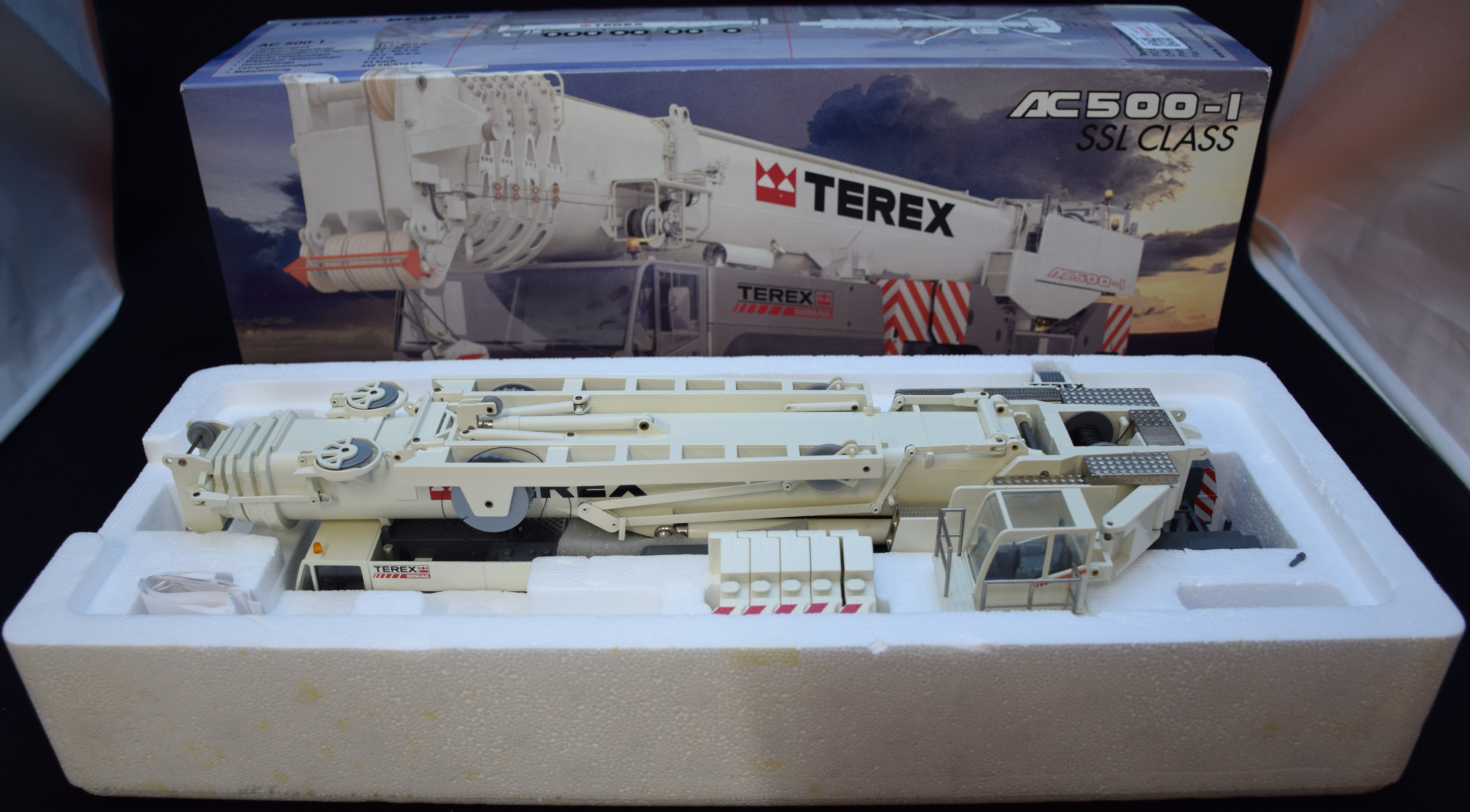 CONRAD 1/50 ダイキャストメタル AC500-1SSLCLASS TEREX DEMAG 2098 | まんだらけ Mandarake
