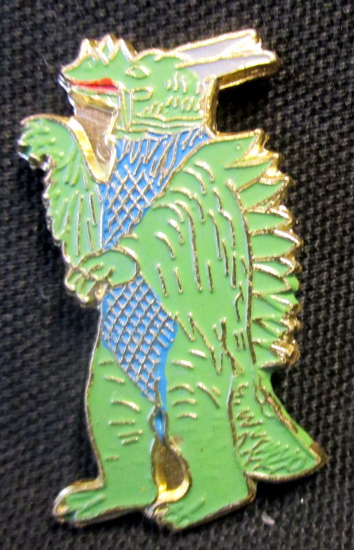 Shogakukan - Kaiju Badge Ultraman Pagos/Award Badge | MANDARAKE 在线商店