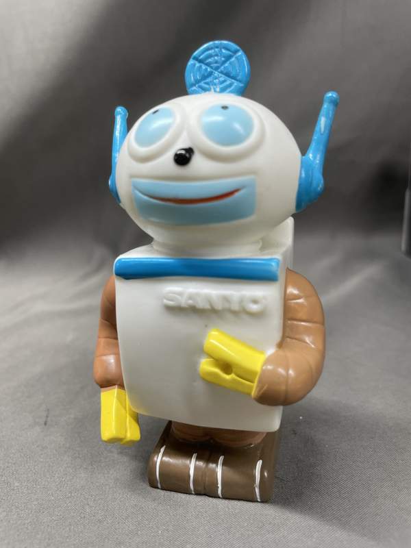 SANYO ソフビ貯金箱 洗濯機ロボット 105mm | まんだらけ Mandarake