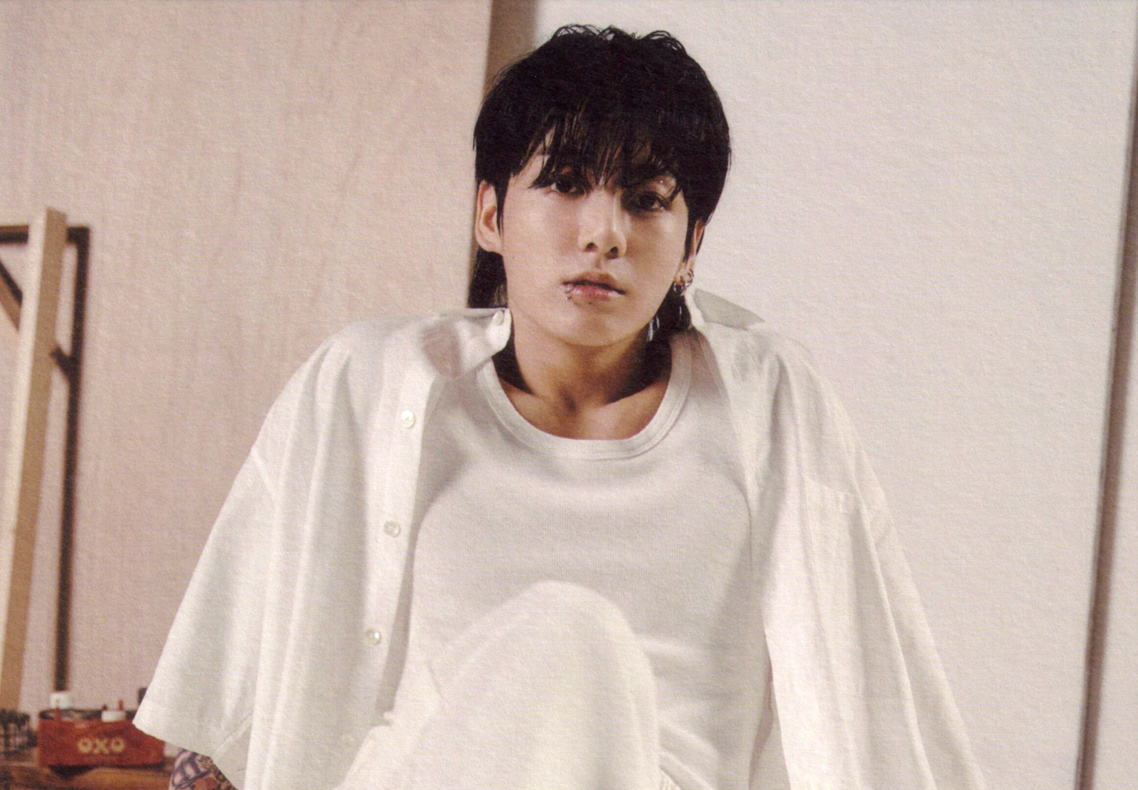 BTS GOLDEN JUNGKOOK POSTCARD SOLID | まんだらけ Mandarake