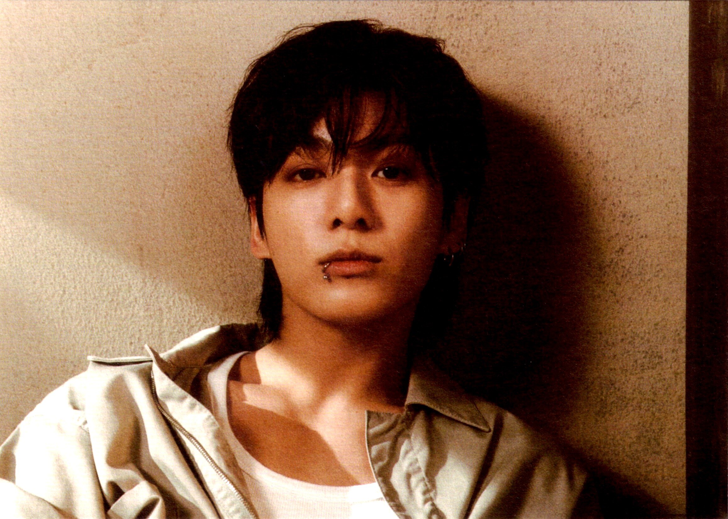 BTS GOLDEN JUNGKOOK POSTCARD SOLID | まんだらけ Mandarake