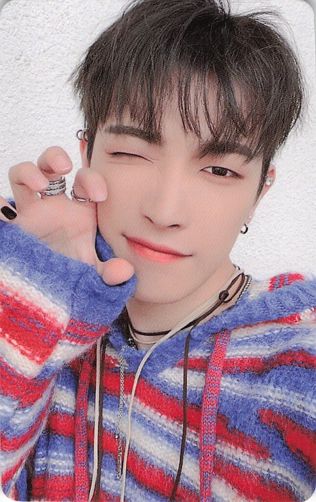 ATEEZ HMV LD HONG JOONG Birthday | まんだらけ Mandarake