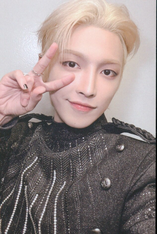ATEEZ フォトカードパック HONGJOONG 2025 TOWARDS THE LIGHT:WILL TO POWER FINALE IN SEOUL | まんだらけ Mandarake