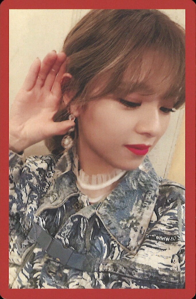 TWICE JEONGYEON Yes or Yes 予約特典 トレーディングカード C | まんだらけ Mandarake