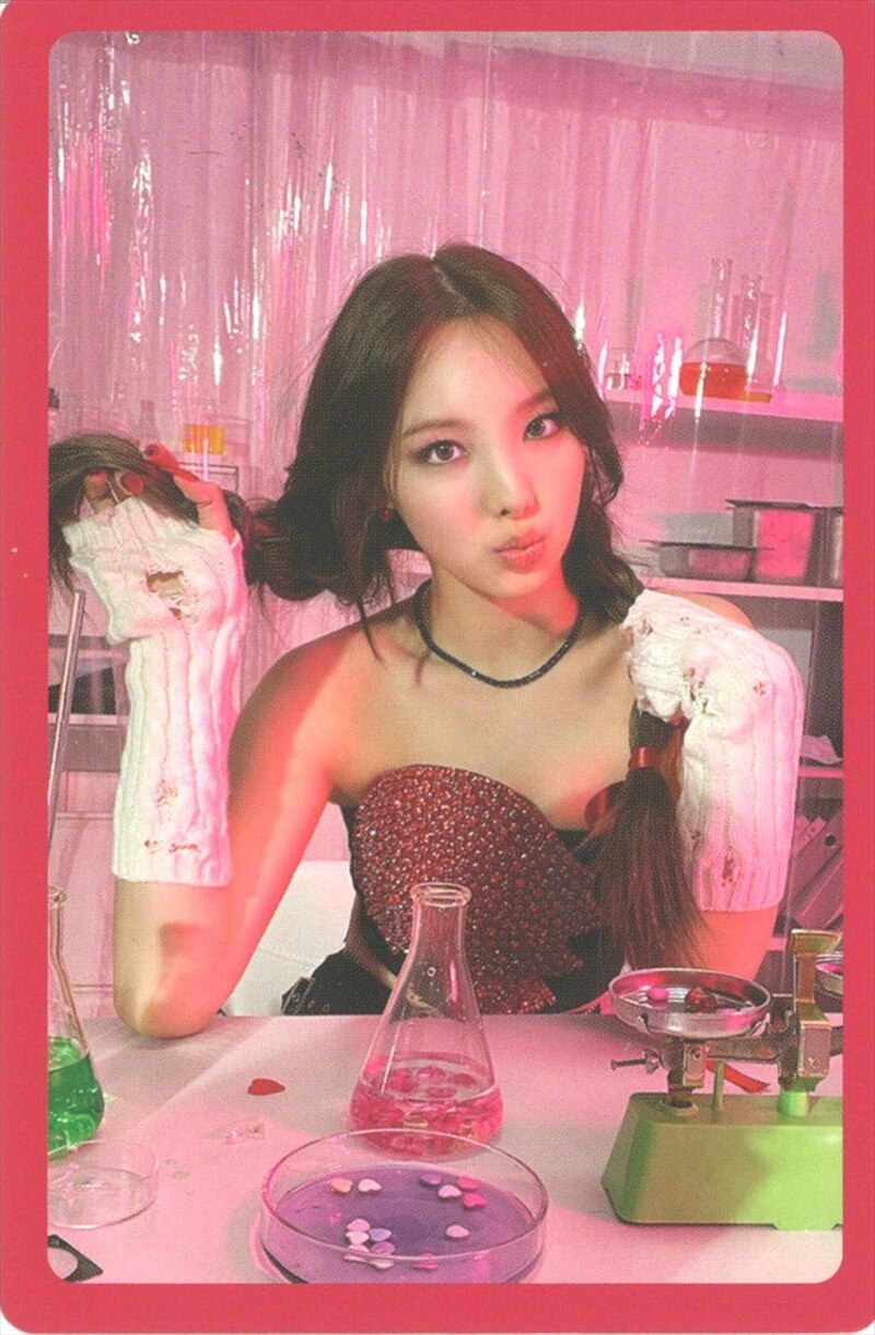 TWICE 予約特典 ナヨン Formula of Love:O+T=