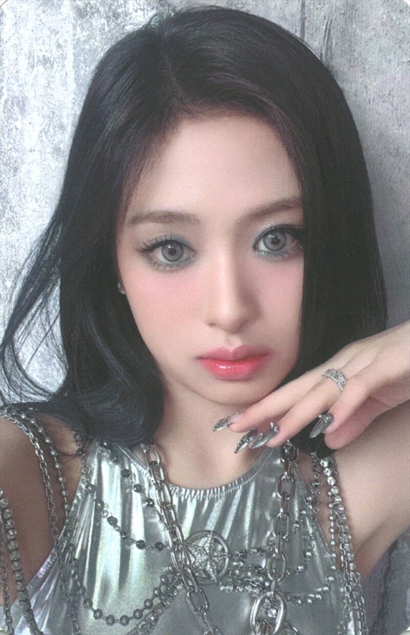 BABYMONSTER BINDER Ver. AHYEON DRIP トレカ | まんだらけ Mandarake