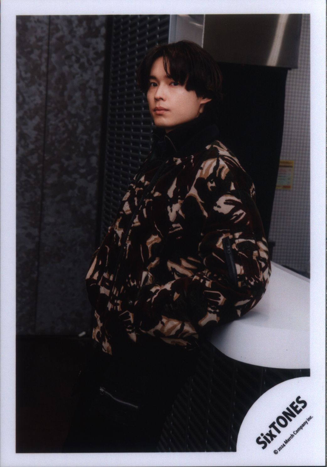 SixTONES 24年VVS 松村北斗 公式写真 *1枚 | まんだらけ Mandarake