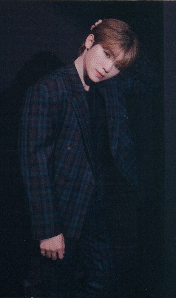 SEVENTEEN WOOZI 2021 Holiday Collection 黒 | まんだらけ Mandarake