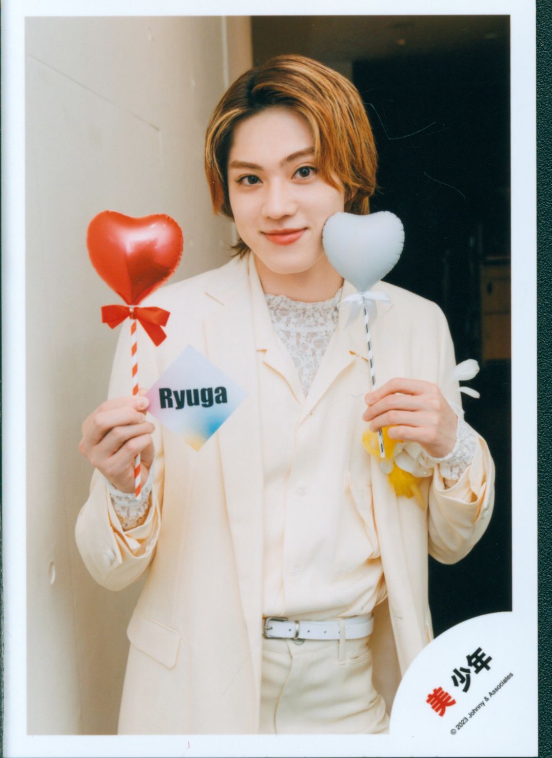 美 少年 23年 ISLAND TVプロフィールシャシン写真撮影オフショット第2弾 佐藤龍我 公式写真 *1枚 | まんだらけ Mandarake