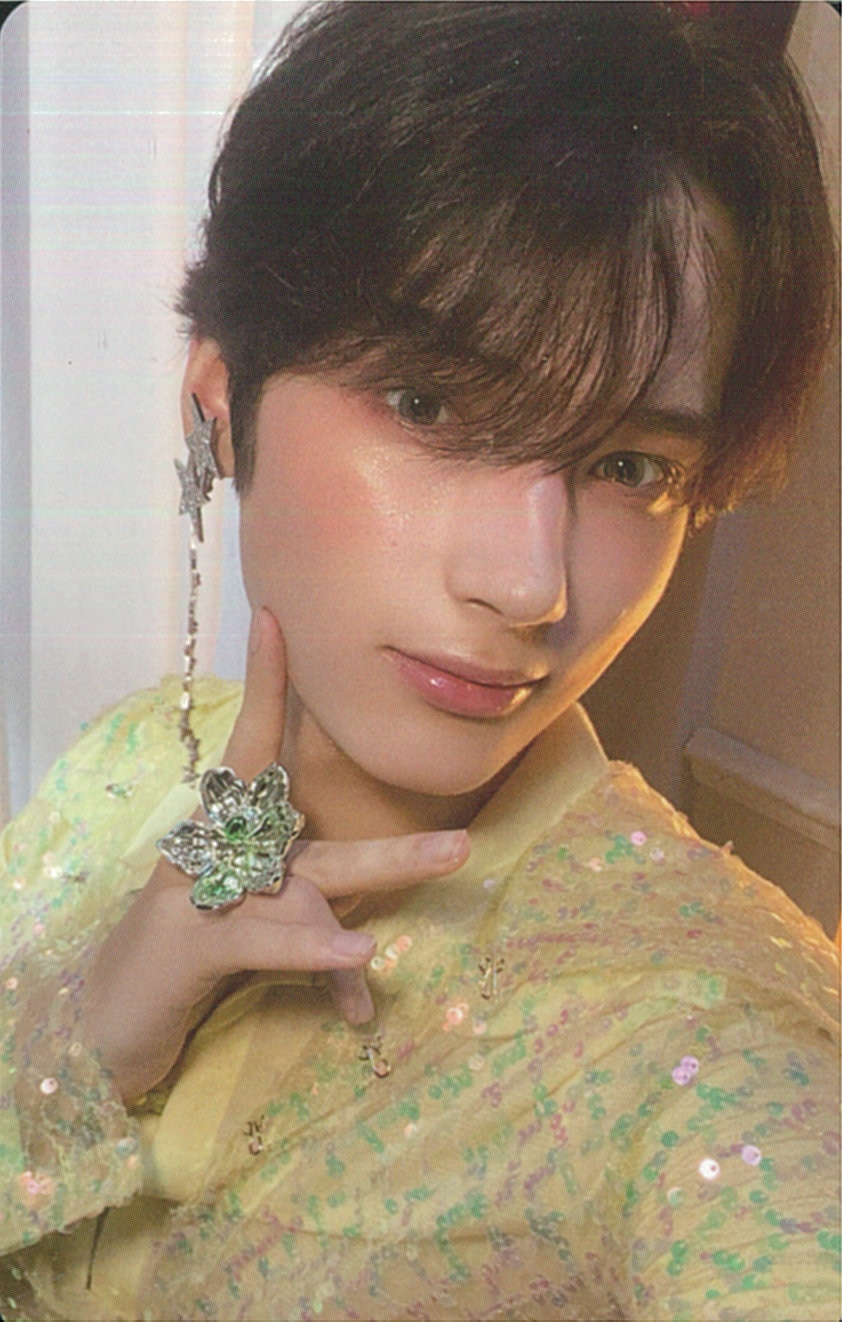 TXT Weverse Global Lullaby ver. HUENINGKAI The Name Chapter:TEMPTATION | まんだらけ Mandarake