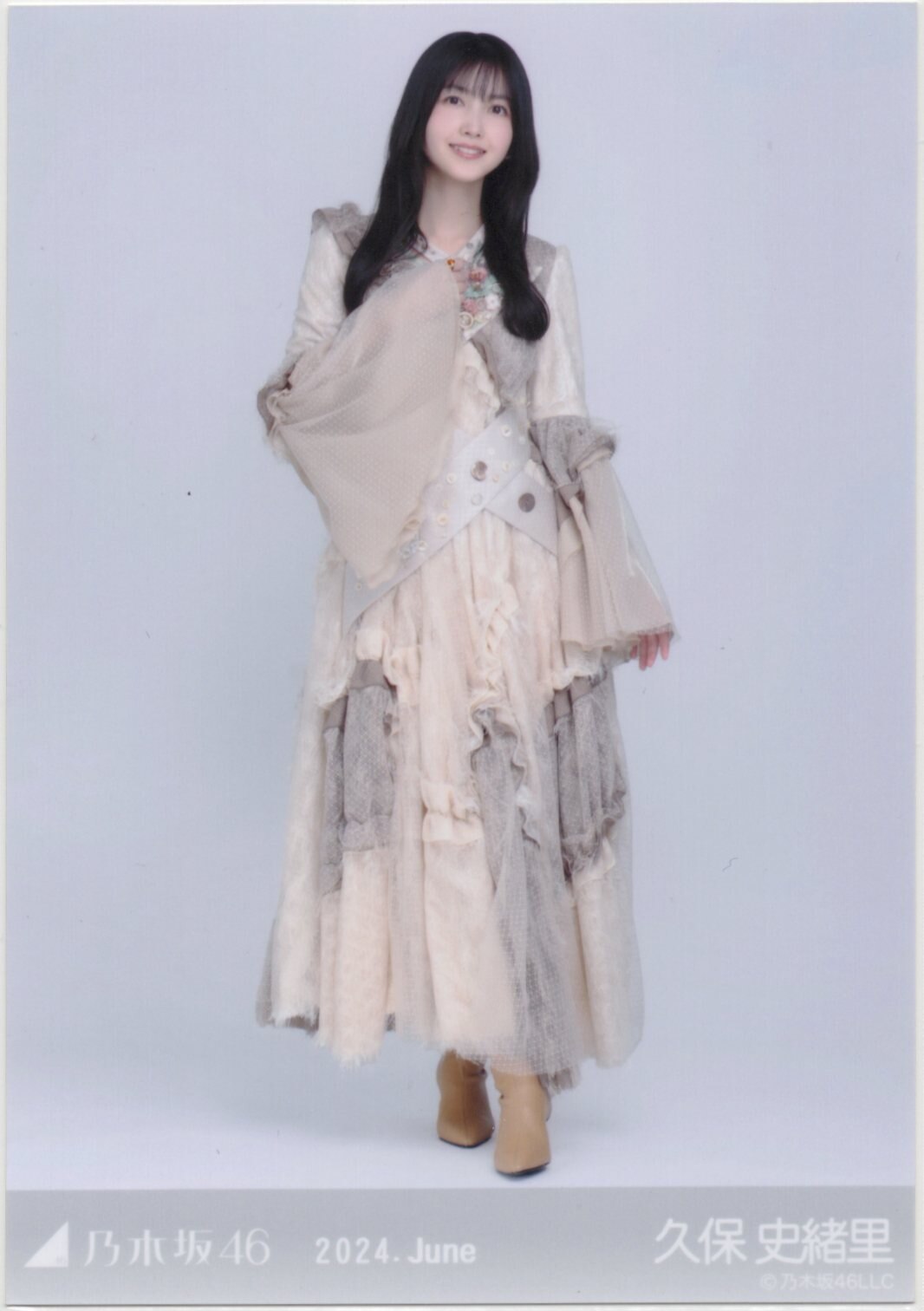 乃木坂46 WebShop限定 久保史緒里 2024.June スペシャル衣装41 ヒキ | まんだらけ Mandarake
