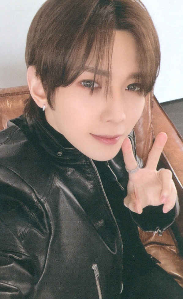 ATEEZ DIARY VER. YEO SANG GOLDEN HOUR : Part.1 A | まんだらけ Mandarake