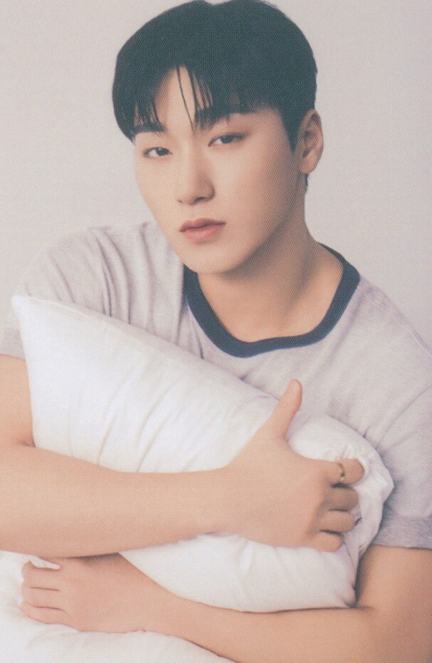 ATEEZ POCA VER． SAN GOLDEN HOUR: Part.1 QR | まんだらけ Mandarake
