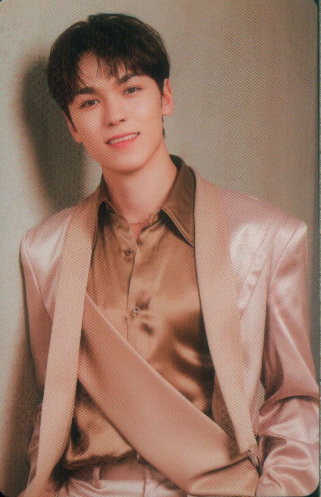 SEVENTEEN VERNON 2024 RIGHT HERE 71 | まんだらけ Mandarake