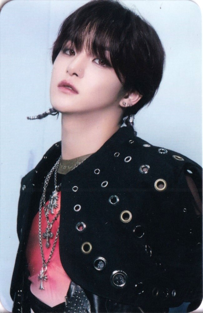 TREASURE JIHOON Japan 2nd Single KINGKONG/REVERSE C | まんだらけ Mandarake