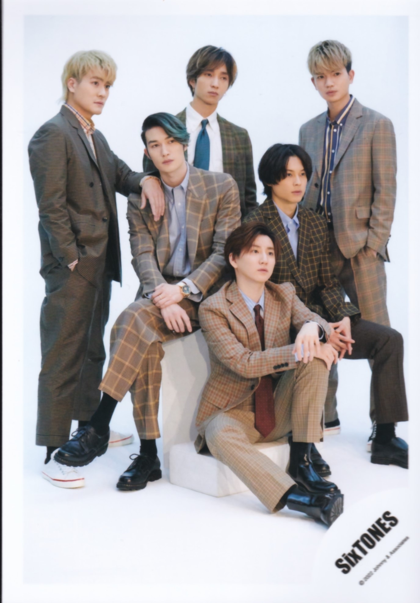 SixTONES 22年ポートレートシリーズ 集合 公式写真*1枚 | まんだらけ Mandarake